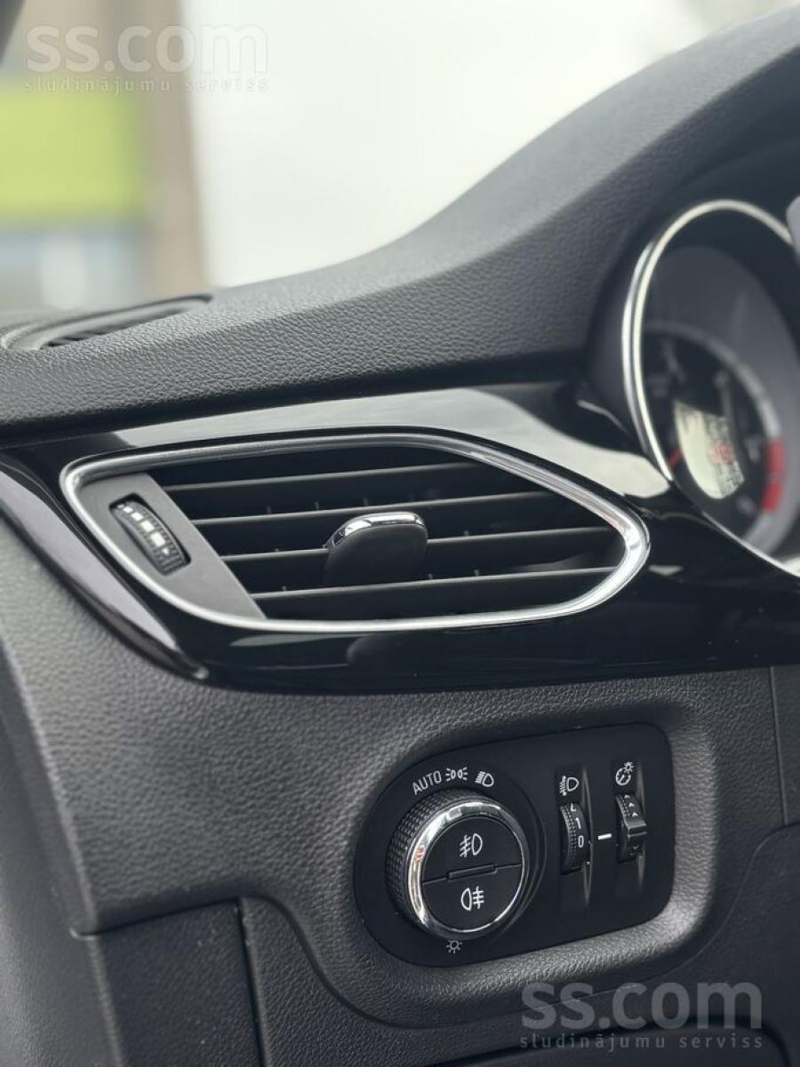 Balts Opel Astra 2016 Jelgava, ar dzinēja tilpumu 1.60 L un nobraukumu 264 tūkst. km par 6500 €, foto 13 vietnē AUTOMOTO.COM.LV