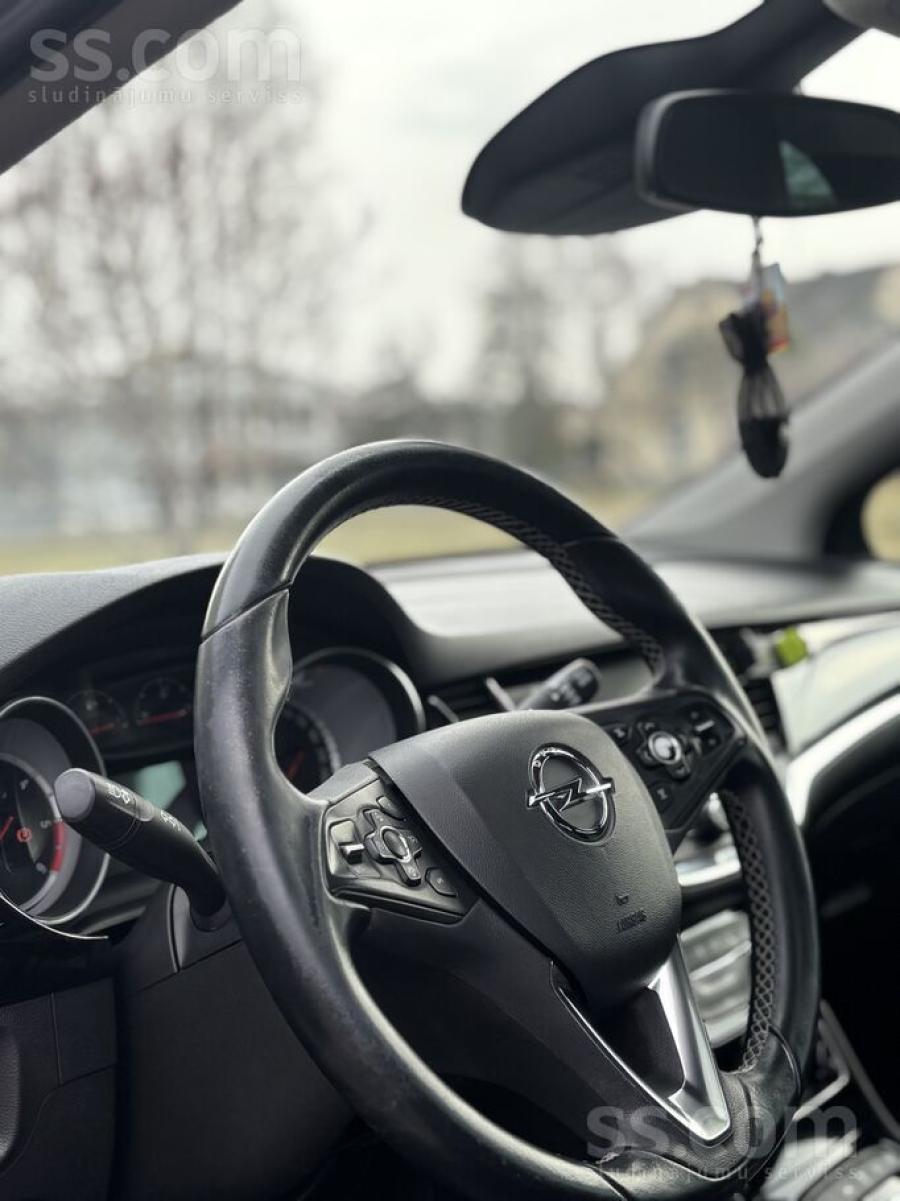 Balts Opel Astra 2016 Jelgava, ar dzinēja tilpumu 1.60 L un nobraukumu 264 tūkst. km par 6500 €, foto 14 vietnē AUTOMOTO.COM.LV
