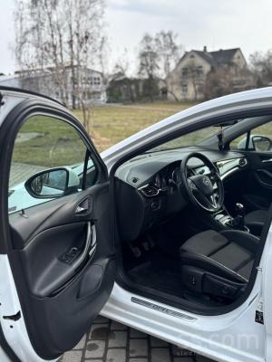 Balts Opel Astra 2016 Jelgava, ar dzinēja tilpumu 1.60 L un nobraukumu 264 tūkst. km par 6500 €, foto 16 vietnē AUTOMOTO.COM.LV