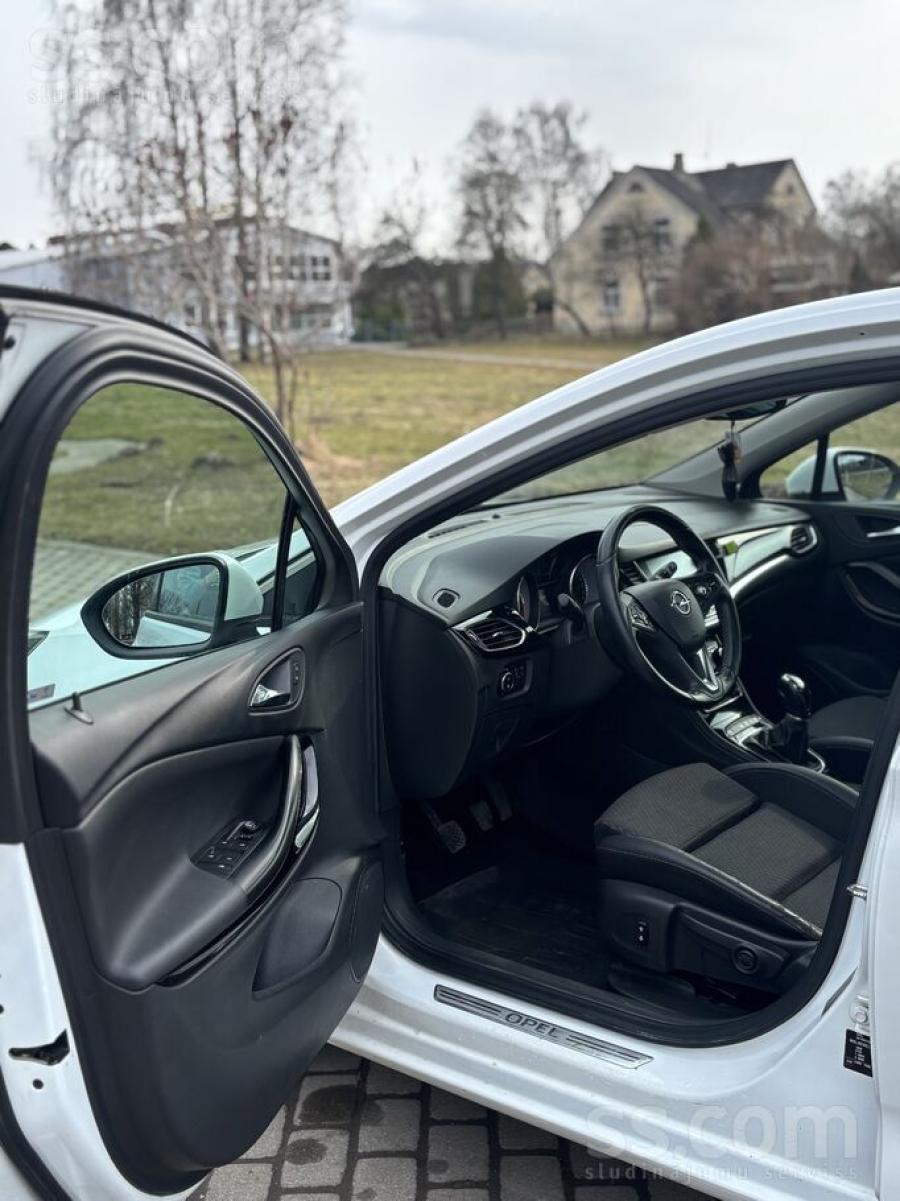 Balts Opel Astra 2016 Jelgava, ar dzinēja tilpumu 1.60 L un nobraukumu 264 tūkst. km par 6500 €, foto 16 vietnē AUTOMOTO.COM.LV