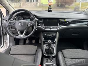 Balts Opel Astra 2016 Jelgava, ar dzinēja tilpumu 1.60 L un nobraukumu 264 tūkst. km par 6500 €, foto 18 vietnē AUTOMOTO.COM.LV