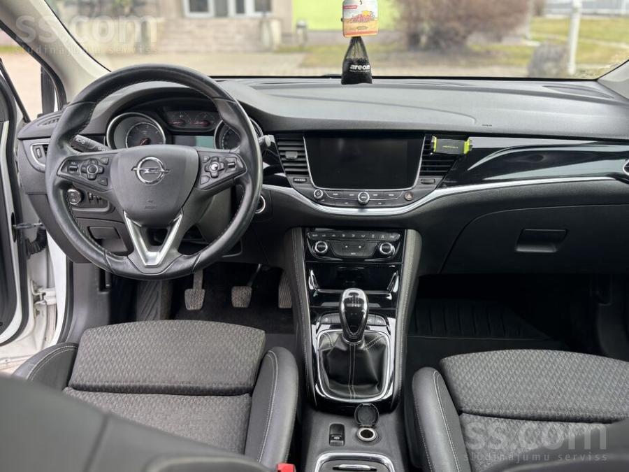 Balts Opel Astra 2016 Jelgava, ar dzinēja tilpumu 1.60 L un nobraukumu 264 tūkst. km par 6500 €, foto 18 vietnē AUTOMOTO.COM.LV