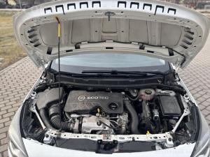 Balts Opel Astra 2016 Jelgava, ar dzinēja tilpumu 1.60 L un nobraukumu 264 tūkst. km par 6500 €, foto 28 vietnē AUTOMOTO.COM.LV