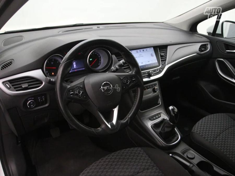 Balts Opel Astra 2016 Viļņa, ar dzinēja tilpumu 1.60 L un nobraukumu 215 tūkst. km par 5999 €, foto 17 vietnē AUTOMOTO.COM.LV
