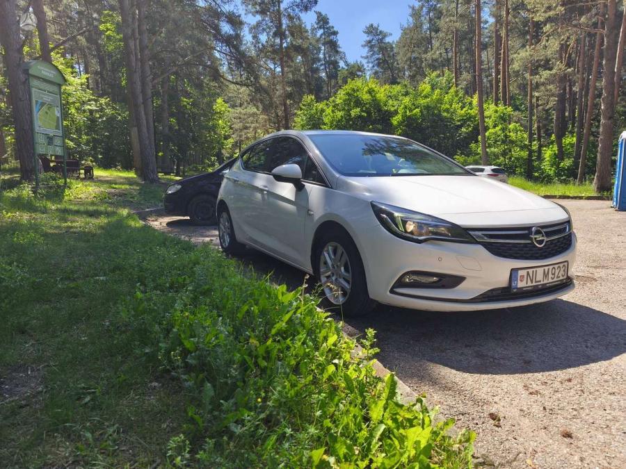 Balts Opel Astra 2016 Kauņa, ar dzinēja tilpumu 1.60 L un nobraukumu 254 tūkst. km par 5399 €, foto 3 vietnē AUTOMOTO.COM.LV