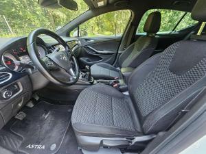 Balts Opel Astra 2016 Tauragė, ar dzinēja tilpumu 1.60 L un nobraukumu 230 tūkst. km par 5500 €, foto 13 vietnē AUTOMOTO.COM.LV