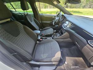 Balts Opel Astra 2016 Tauragė, ar dzinēja tilpumu 1.60 L un nobraukumu 230 tūkst. km par 5500 €, foto 14 vietnē AUTOMOTO.COM.LV