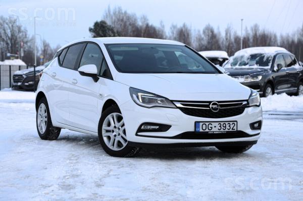 White Opel Astra 2017 in Jelgava, with an engine capacity of 1.60 L and mileage of 0 thousand km for 8450 €, photo 3 on AUTOMOTO.COM.LV