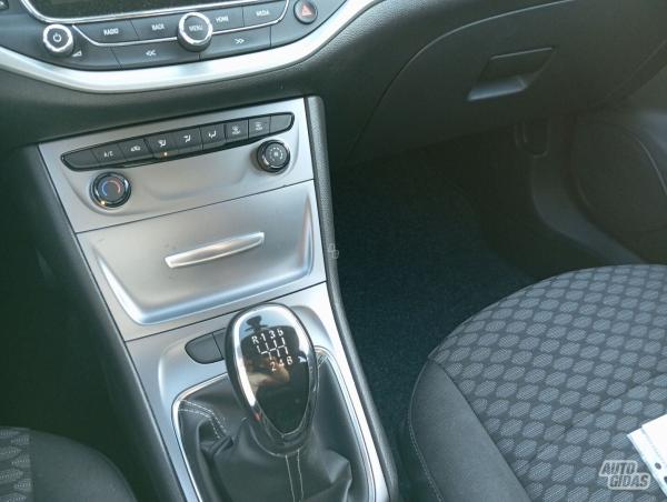 White Opel Astra 2017 in Sakiai, with an engine capacity of 1.60 L and mileage of 208 thousand km for 5600 €, photo 10 on AUTOMOTO.COM.LV