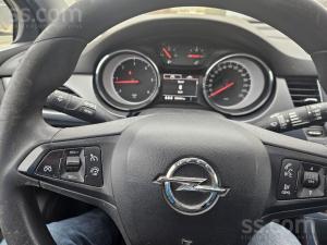 Белый Опель Астра 2017 в Рига, объемом двигателя 1.60 л и пробегом 298 тыс. км за 3000 €, фото 10 на AUTOMOTO.COM.LV
