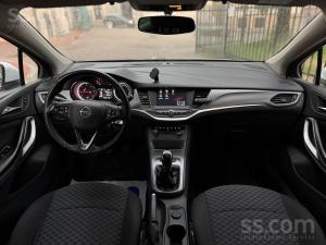 Balts Opel Astra 2017 Cēsis, ar dzinēja tilpumu 1.60 L un nobraukumu 299 tūkst. km par 3990 €, foto 13 vietnē AUTOMOTO.COM.LV