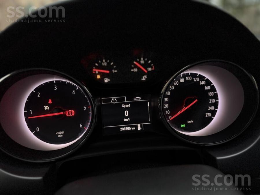 Balts Opel Astra 2017 Cēsis, ar dzinēja tilpumu 1.60 L un nobraukumu 299 tūkst. km par 3990 €, foto 17 vietnē AUTOMOTO.COM.LV