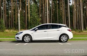 Balts Opel Astra 2018 Rīga, ar dzinēja tilpumu 1.60 L un nobraukumu 171 tūkst. km par 5890 €, foto 4 vietnē AUTOMOTO.COM.LV