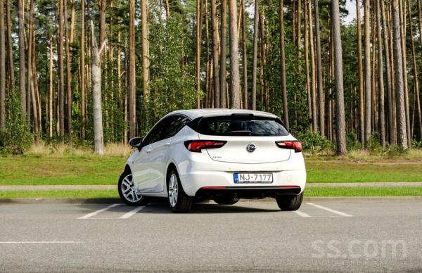 Balts Opel Astra 2018 Rīga, ar dzinēja tilpumu 1.60 L un nobraukumu 171 tūkst. km par 5890 €, foto 7 vietnē AUTOMOTO.COM.LV