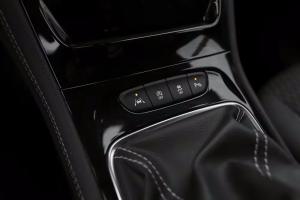 Balts Opel Astra 2018 Jelgava, ar dzinēja tilpumu 1.60 L un nobraukumu 159 tūkst. km par 4000 €, foto 14 vietnē AUTOMOTO.COM.LV