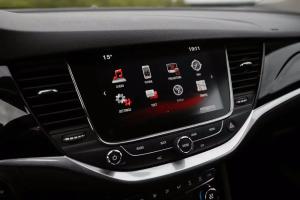 Balts Opel Astra 2018 Jelgava, ar dzinēja tilpumu 1.60 L un nobraukumu 159 tūkst. km par 4000 €, foto 15 vietnē AUTOMOTO.COM.LV