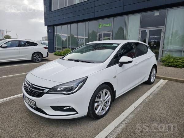 Opel Astra 2018 Rīga vietnē Balts Opel Astra 2018 Rīga, ar dzinēja tilpumu 1.60 L un nobraukumu 185 tūkst. km par 7700 €, foto 1 vietnē AUTOMOTO.COM.LV
