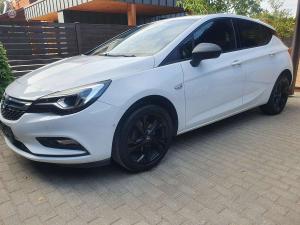 Balts Opel Astra 2019 Šauļi, ar dzinēja tilpumu 1.40 L un nobraukumu 144 tūkst. km par 7500 €, foto 4 vietnē AUTOMOTO.COM.LV