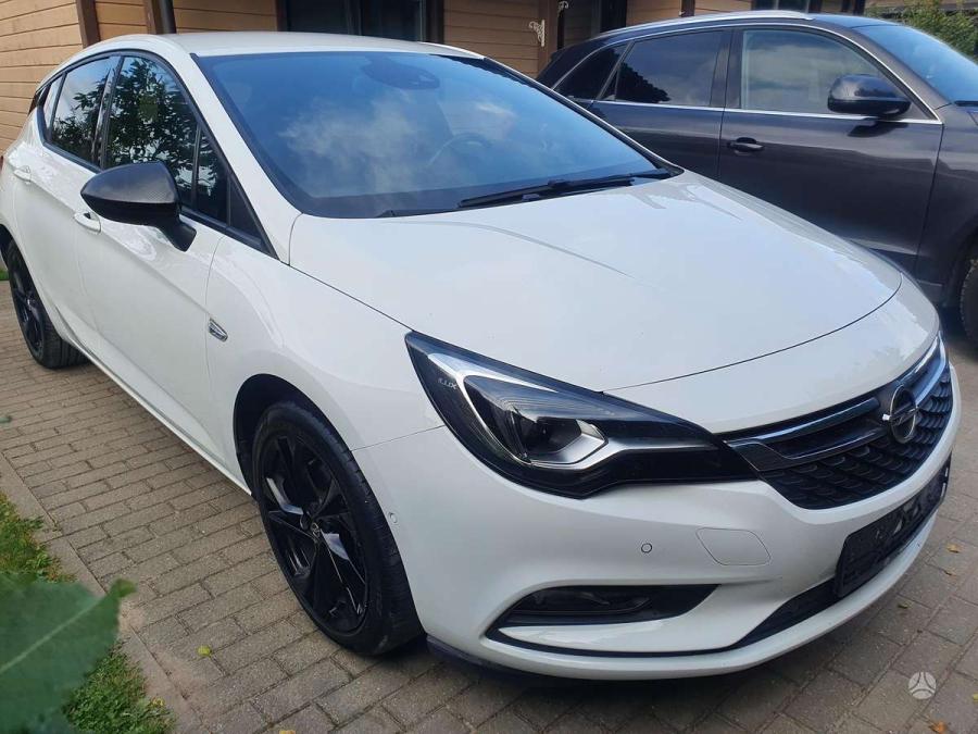 Balts Opel Astra 2019 Šauļi, ar dzinēja tilpumu 1.40 L un nobraukumu 144 tūkst. km par 7500 €, foto 5 vietnē AUTOMOTO.COM.LV