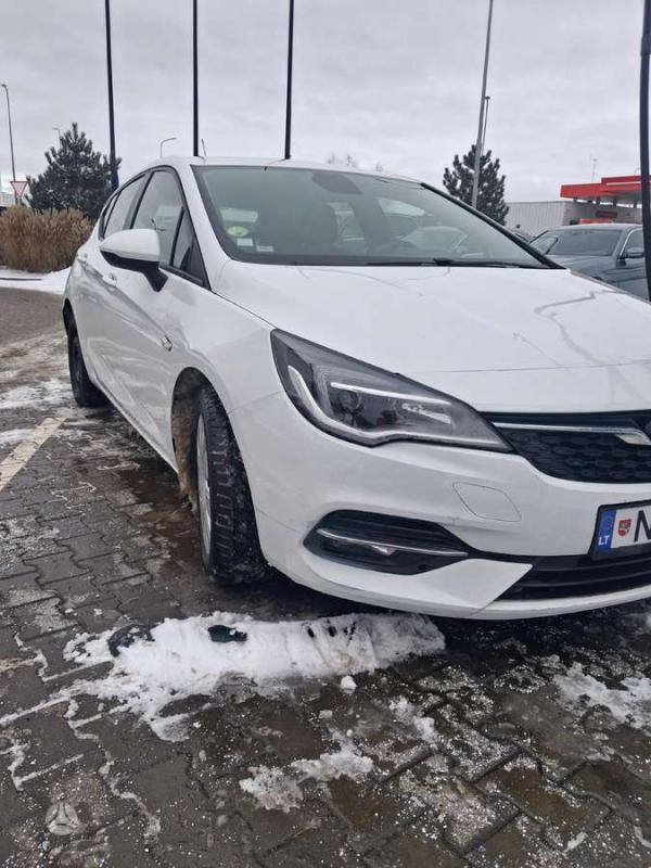 Balts Opel Astra 2020 Viļņa, ar dzinēja tilpumu 1.50 L un nobraukumu 254 tūkst. km par 5800 €, foto 1 vietnē AUTOMOTO.COM.LV