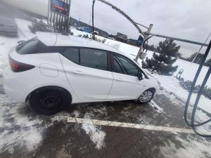 White Opel Astra 2020 in Vilnius, with an engine capacity of 1.50 L and mileage of 254 thousand km for 5800 €, photo 6 on AUTOMOTO.COM.LV