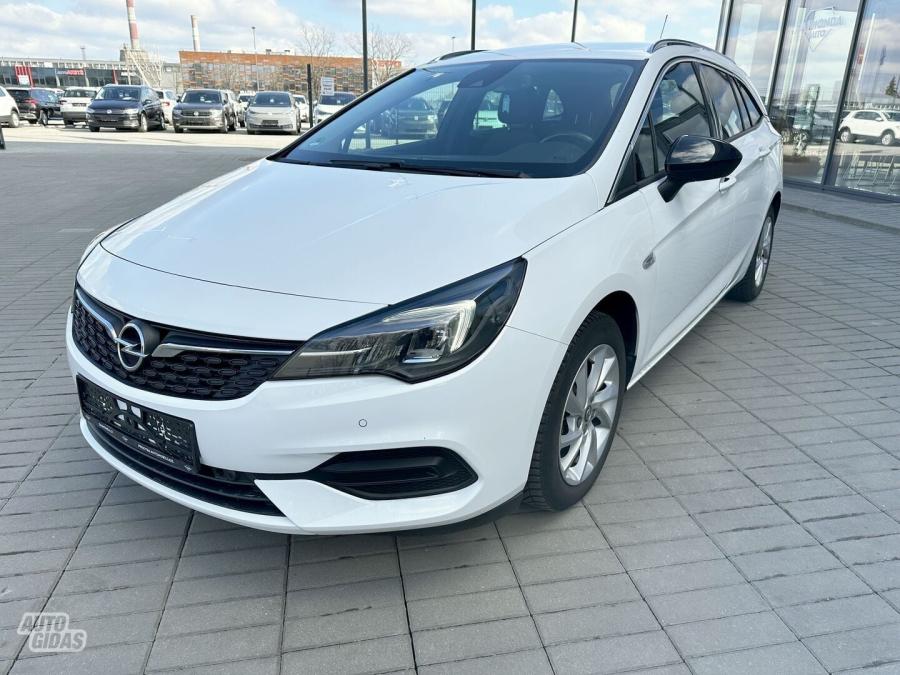 White Opel Astra 2021 in Kaunas, with an engine capacity of 1.50 L and mileage of 177 thousand km for 8900 €, photo 1 on AUTOMOTO.COM.LV
