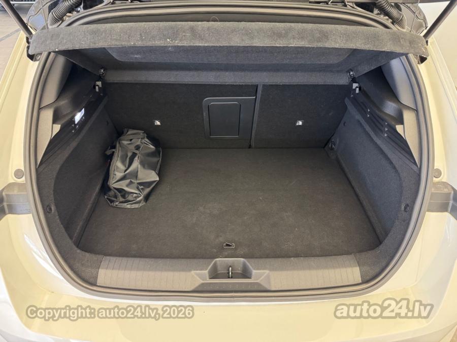 White Opel Astra 2023 in Tallinn, with an engine capacity of 1.60 L and mileage of 23 thousand km for 25900 €, photo 7 on AUTOMOTO.COM.LV