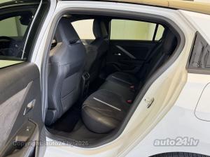 White Opel Astra 2023 in Tallinn, with an engine capacity of 1.60 L and mileage of 23 thousand km for 25900 €, photo 25 on AUTOMOTO.COM.LV