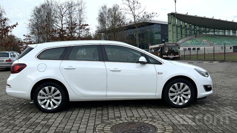 Balts Opel Astra 2015 Jelgava, ar dzinēja tilpumu 1.60 L un nobraukumu 220 tūkst. km par 5700 €, foto 4 vietnē AUTOMOTO.COM.LV