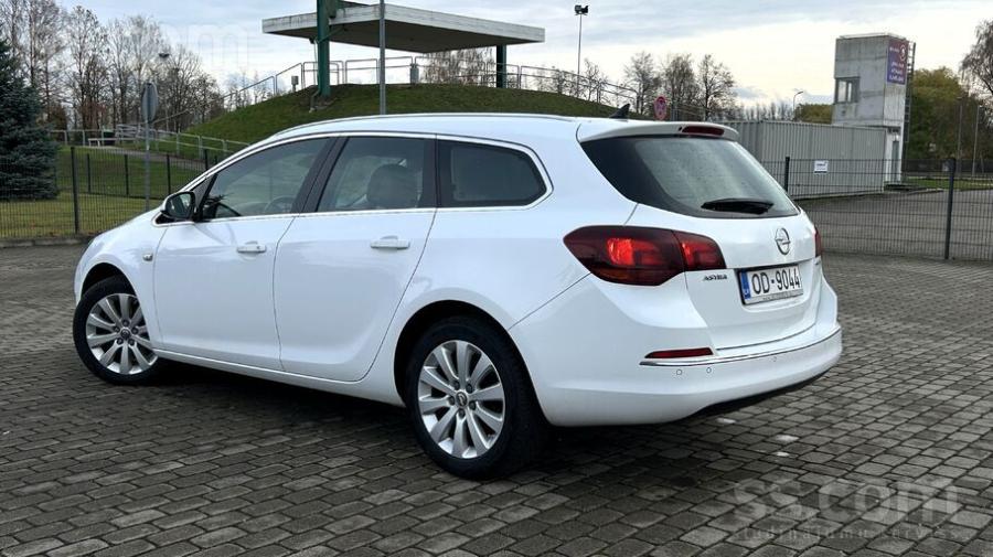 Balts Opel Astra 2015 Jelgava, ar dzinēja tilpumu 1.60 L un nobraukumu 220 tūkst. km par 5700 €, foto 5 vietnē AUTOMOTO.COM.LV