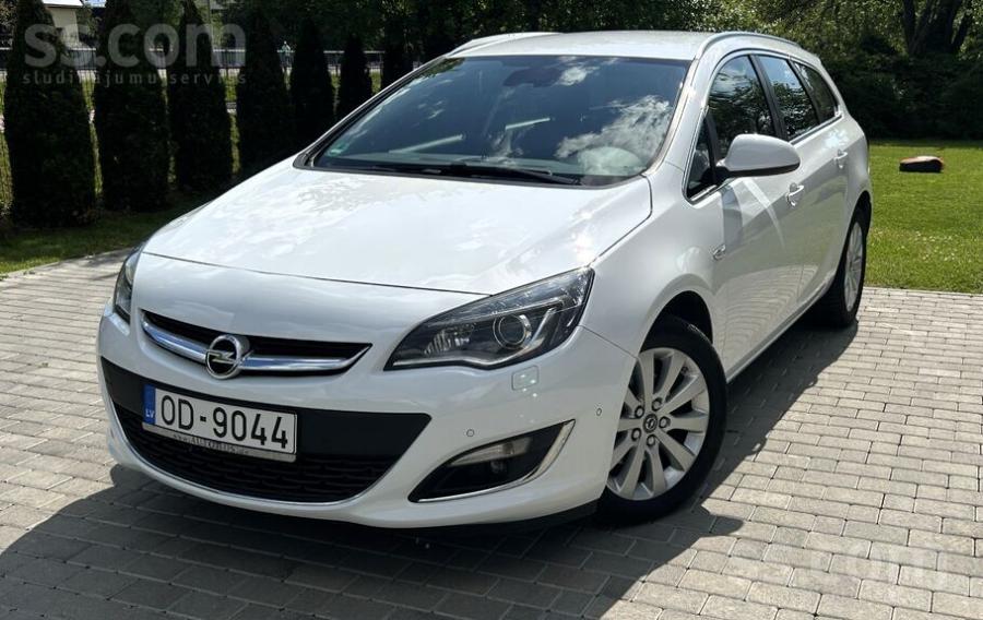 Balts Opel Astra 2015 Jelgava, ar dzinēja tilpumu 1.60 L un nobraukumu 220 tūkst. km par 5000 €, foto 1 vietnē AUTOMOTO.COM.LV