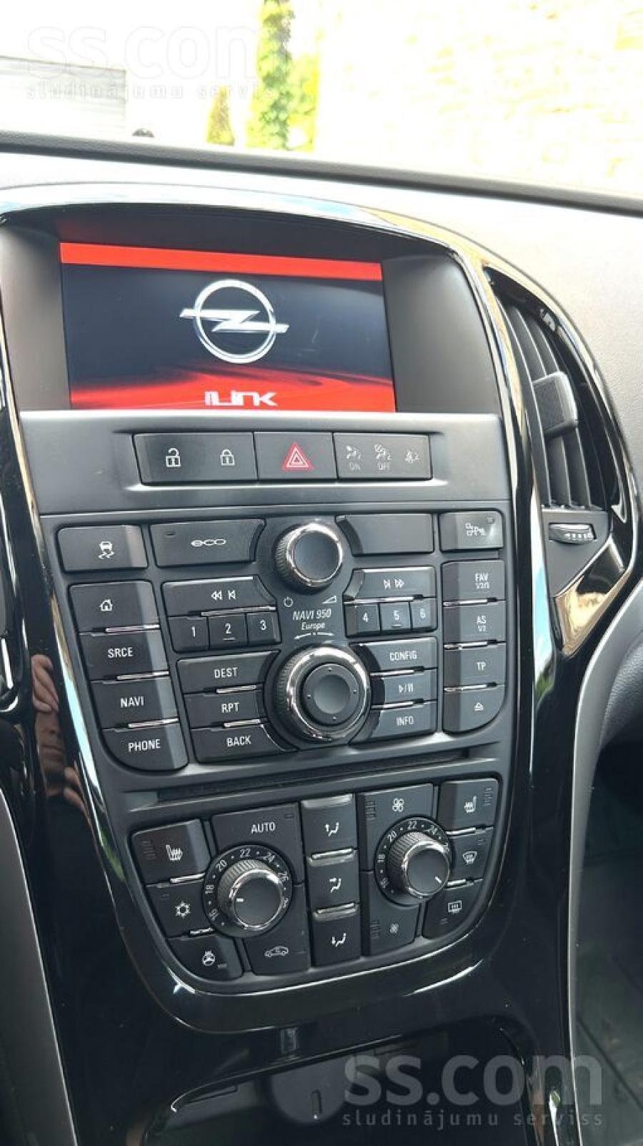 Balts Opel Astra 2015 Jelgava, ar dzinēja tilpumu 1.60 L un nobraukumu 220 tūkst. km par 5000 €, foto 14 vietnē AUTOMOTO.COM.LV