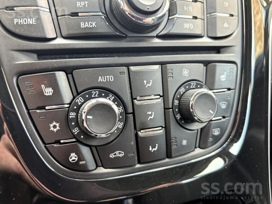 Balts Opel Astra 2015 Jelgava, ar dzinēja tilpumu 1.60 L un nobraukumu 220 tūkst. km par 5000 €, foto 15 vietnē AUTOMOTO.COM.LV