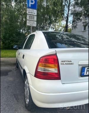 Balts Opel Astra 2005 Rīga, ar dzinēja tilpumu 1.40 L un nobraukumu 141 tūkst. km par 400 €, foto 5 vietnē AUTOMOTO.COM.LV