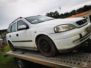 Balts Opel Astra 2001 Kauņa, ar dzinēja tilpumu 1.70 L un nobraukumu 280 tūkst. km par 250 €, foto 3 vietnē AUTOMOTO.COM.LV