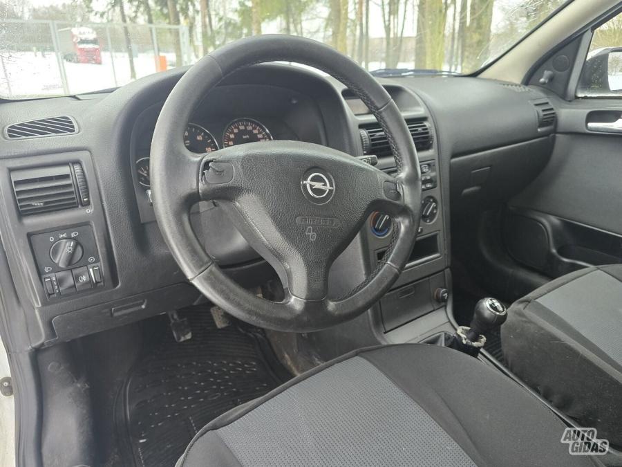 Balts Opel Astra 2004 Radviliškis, ar dzinēja tilpumu 1.70 L un nobraukumu 406 tūkst. km par 930 €, foto 17 vietnē AUTOMOTO.COM.LV