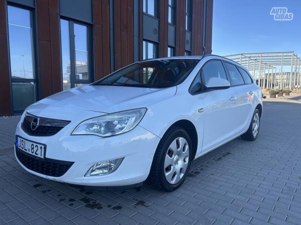 Balts Opel Astra 2011 Kauņa, ar dzinēja tilpumu 2.00 L un nobraukumu 302 tūkst. km par 1890 €, foto 3 vietnē AUTOMOTO.COM.LV