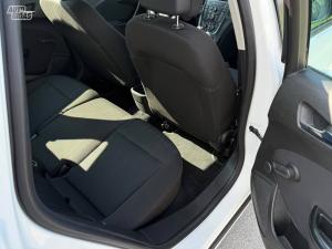 White Opel Astra 2011 in Alytus, with an engine capacity of 1.40 L and mileage of 180 thousand km for 2599 €, photo 8 on AUTOMOTO.COM.LV