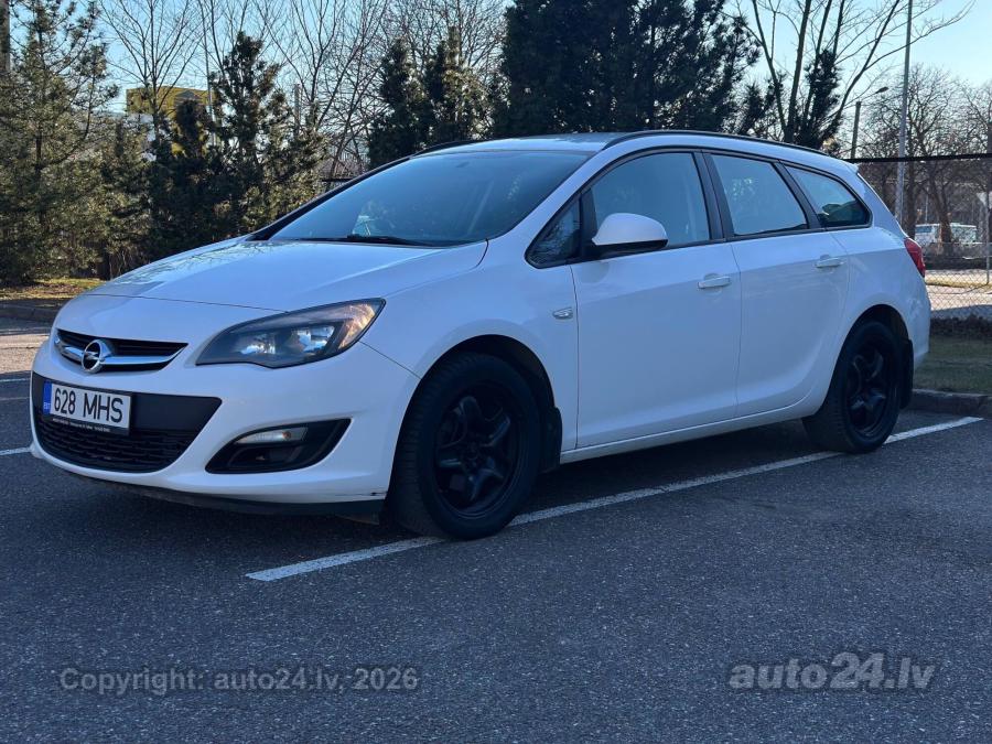 Balts Opel Astra 2012 Tallina, ar dzinēja tilpumu 1.70 L un nobraukumu 217 tūkst. km par 1999 €, foto 4 vietnē AUTOMOTO.COM.LV