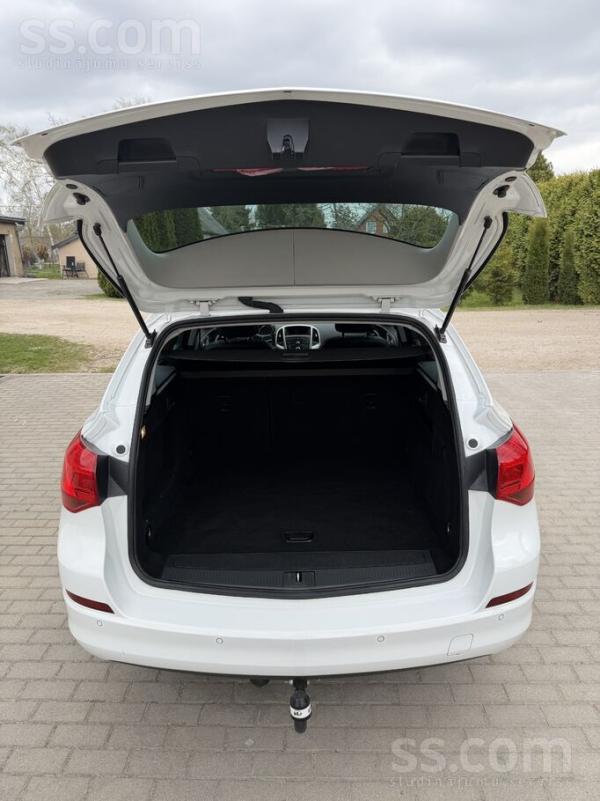 White Opel Astra 2012 in Bauska, with an engine capacity of 1.70 L and mileage of 188 thousand km for 3999 €, photo 7 on AUTOMOTO.COM.LV
