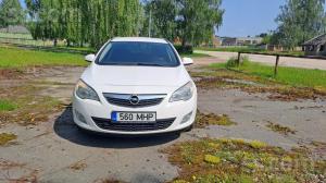 White Opel Astra 2012 in Aizkraukle, with an engine capacity of 1.70 L and mileage of 269 thousand km for 3300 €, photo  on AUTOMOTO.COM.LV