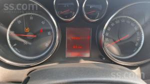 Balts Opel Astra 2012 Aizkraukle, ar dzinēja tilpumu 1.70 L un nobraukumu 269 tūkst. km par 3300 €, foto 12 vietnē AUTOMOTO.COM.LV