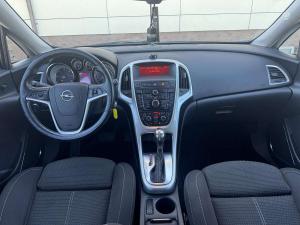 White Opel Astra 2012 in Kretinga, with an engine capacity of 1.96 L and mileage of 339 thousand km for 3495 €, photo 16 on AUTOMOTO.COM.LV