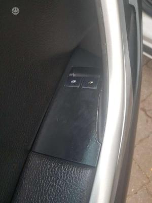 Balts Opel Astra 2012 Utena, ar dzinēja tilpumu 1.60 L un nobraukumu 152 tūkst. km par 2450 €, foto 11 vietnē AUTOMOTO.COM.LV