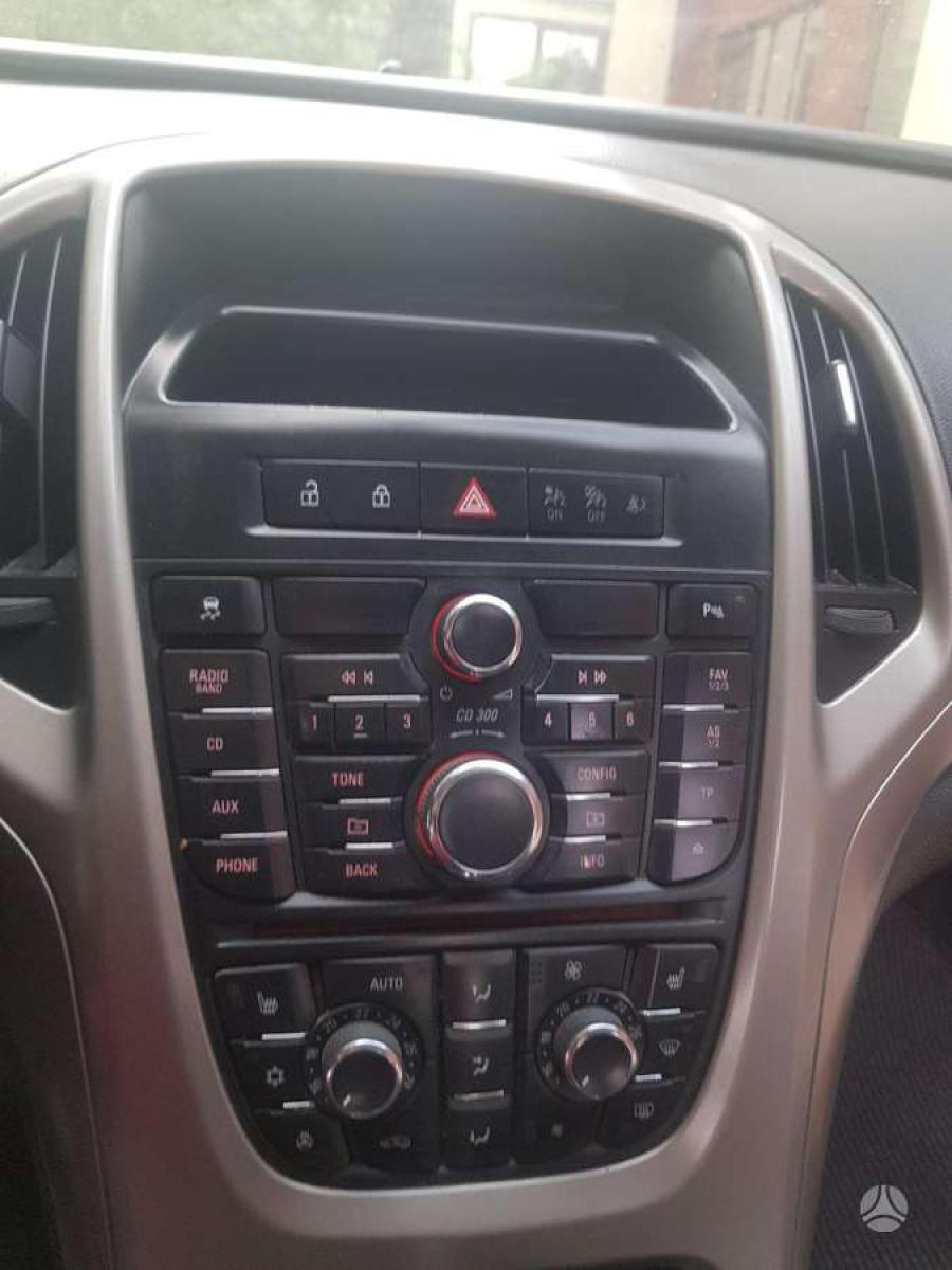 Balts Opel Astra 2012 Utena, ar dzinēja tilpumu 1.60 L un nobraukumu 152 tūkst. km par 2450 €, foto 17 vietnē AUTOMOTO.COM.LV