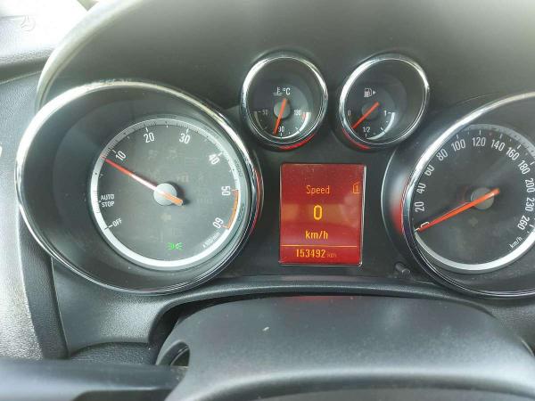 White Opel Astra 2012 in Ukmerge, with an engine capacity of 1.30 L and mileage of 154 thousand km for 1750 €, photo 10 on AUTOMOTO.COM.LV
