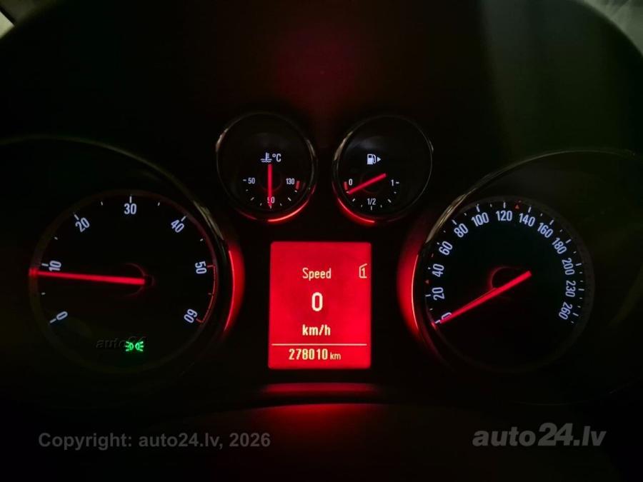 Белый Опель Астра 2012 в Таллин, объемом двигателя 1.70 л и пробегом 278 тыс. км за 1390 €, фото 10 на AUTOMOTO.COM.LV