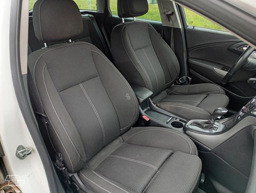 Balts Opel Astra 2012 Viļņa, ar dzinēja tilpumu 2.00 L un nobraukumu 430 tūkst. km par 1550 €, foto 21 vietnē AUTOMOTO.COM.LV