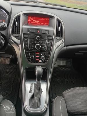 Balts Opel Astra 2012 Viļņa, ar dzinēja tilpumu 2.00 L un nobraukumu 430 tūkst. km par 1550 €, foto 23 vietnē AUTOMOTO.COM.LV