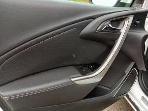 Balts Opel Astra 2012 Viļņa, ar dzinēja tilpumu 2.00 L un nobraukumu 430 tūkst. km par 1550 €, foto 25 vietnē AUTOMOTO.COM.LV